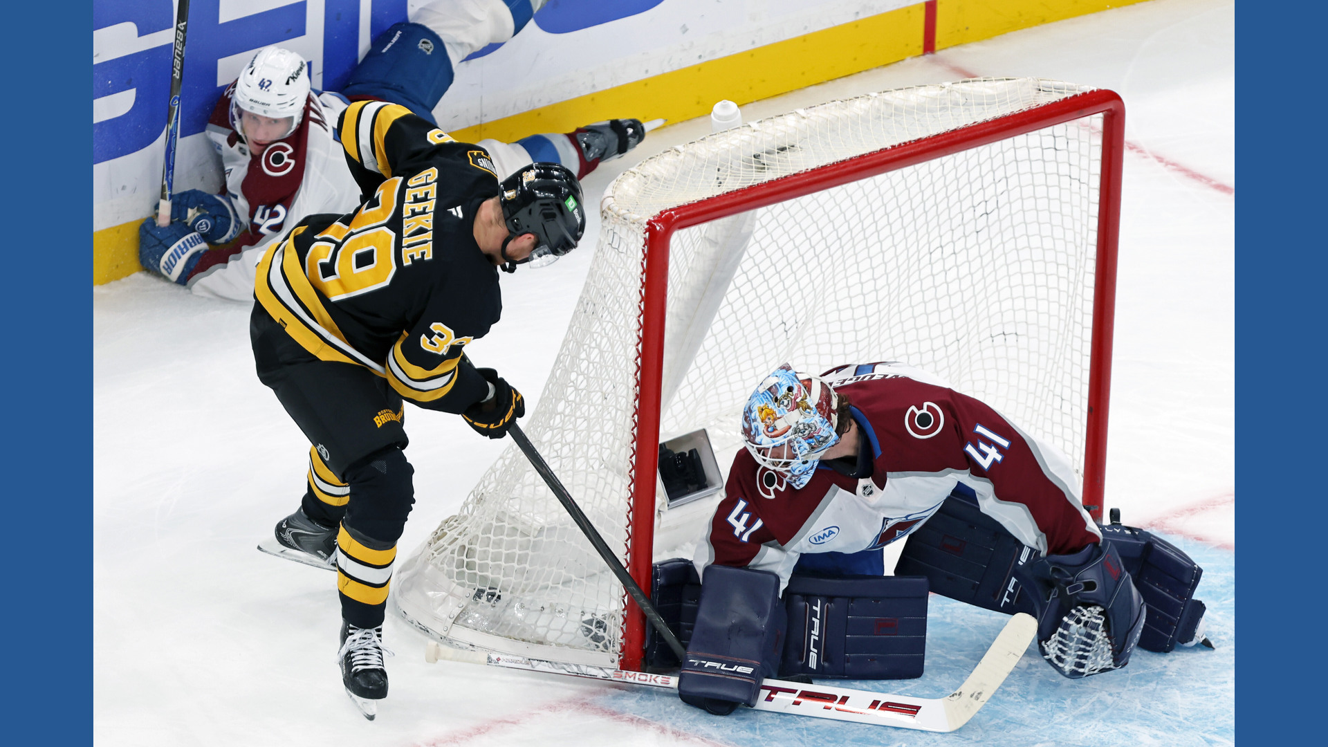 Morgan Geekie's hustle goal helps Bruins beat Avalanche 3-2 to halt 6 ...