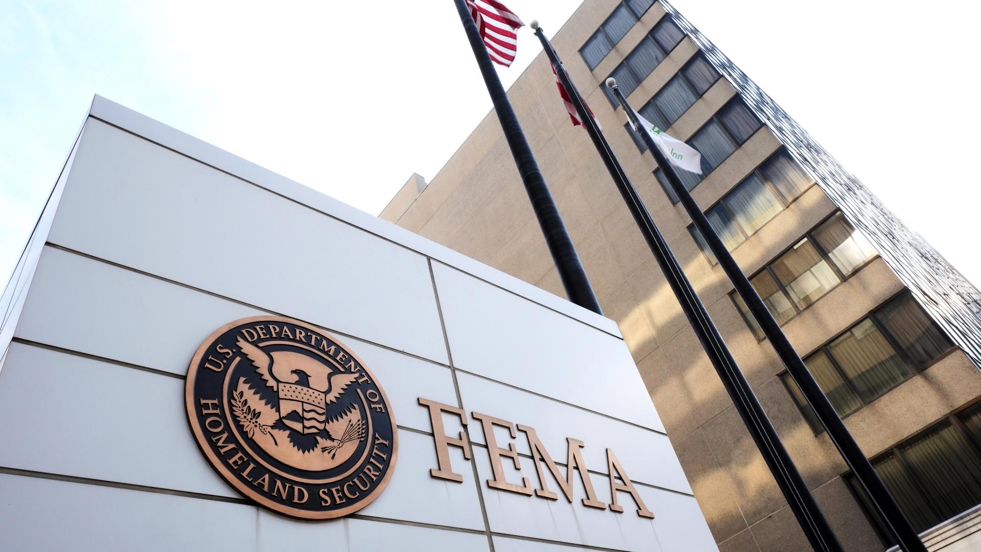 What should you have in a hurricane supply kit? What FEMA recommends ...