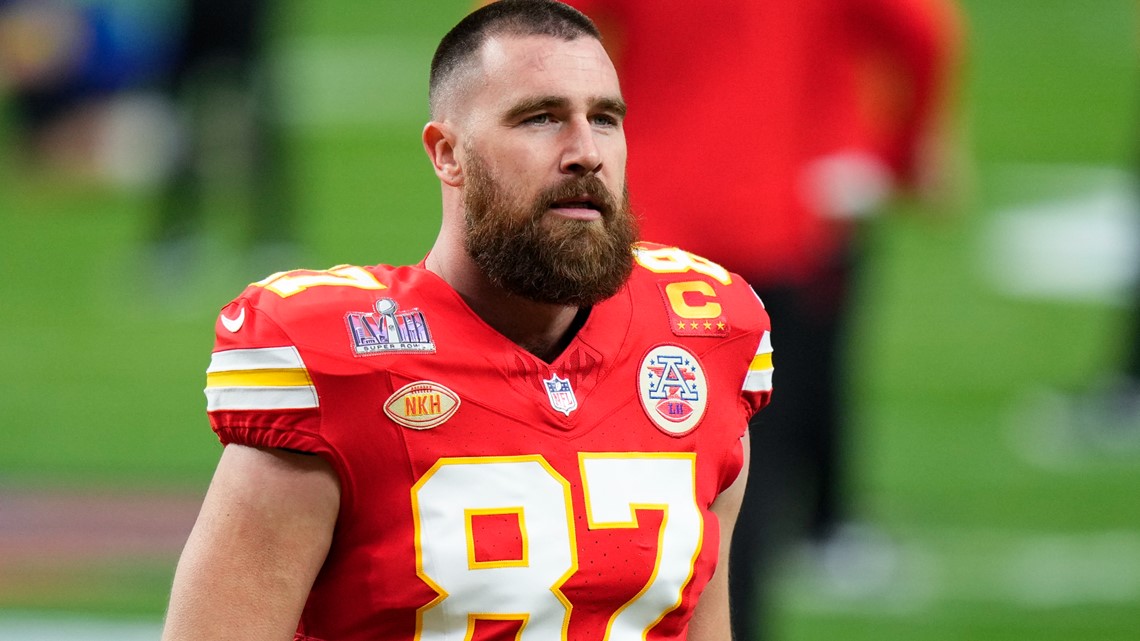 Travis Kelce screams at coach Andy Reid after Chiefs fumble | 13wmaz.com