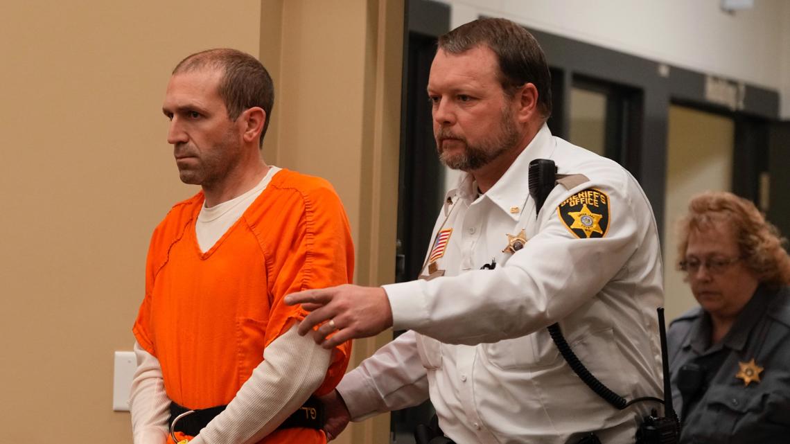 Missing kayaker who faked death returns to US, charged with obstruction ...