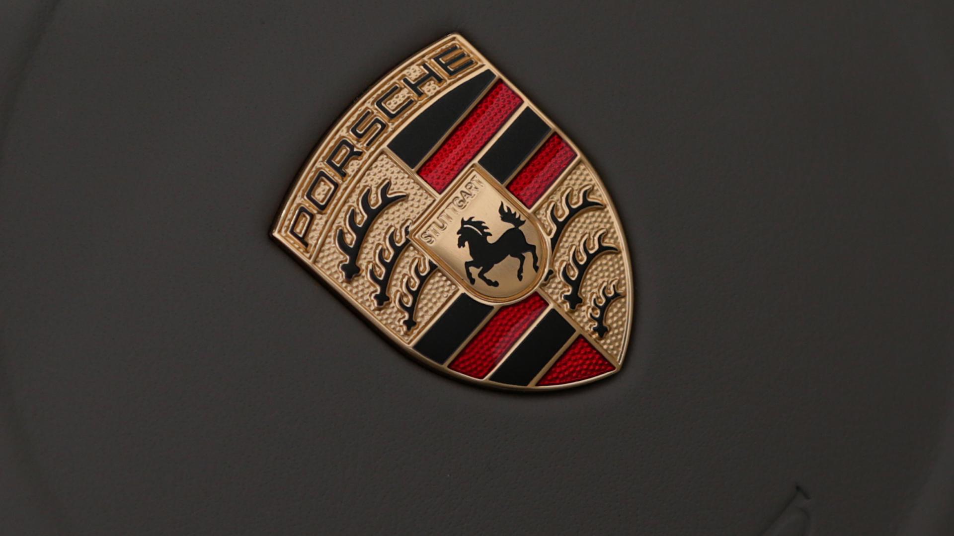 Porsche recalls more than 170k vehicles due to rearview camera issue ...