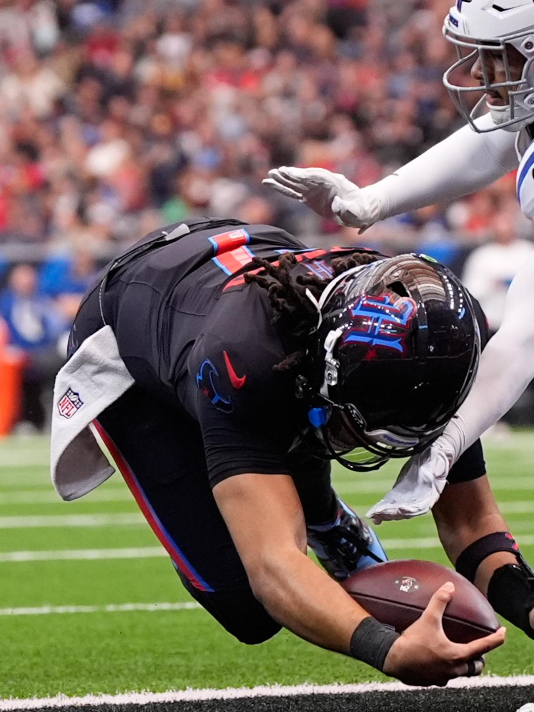 Texans top Colts for their ninth straight win heading into the playoffs ...