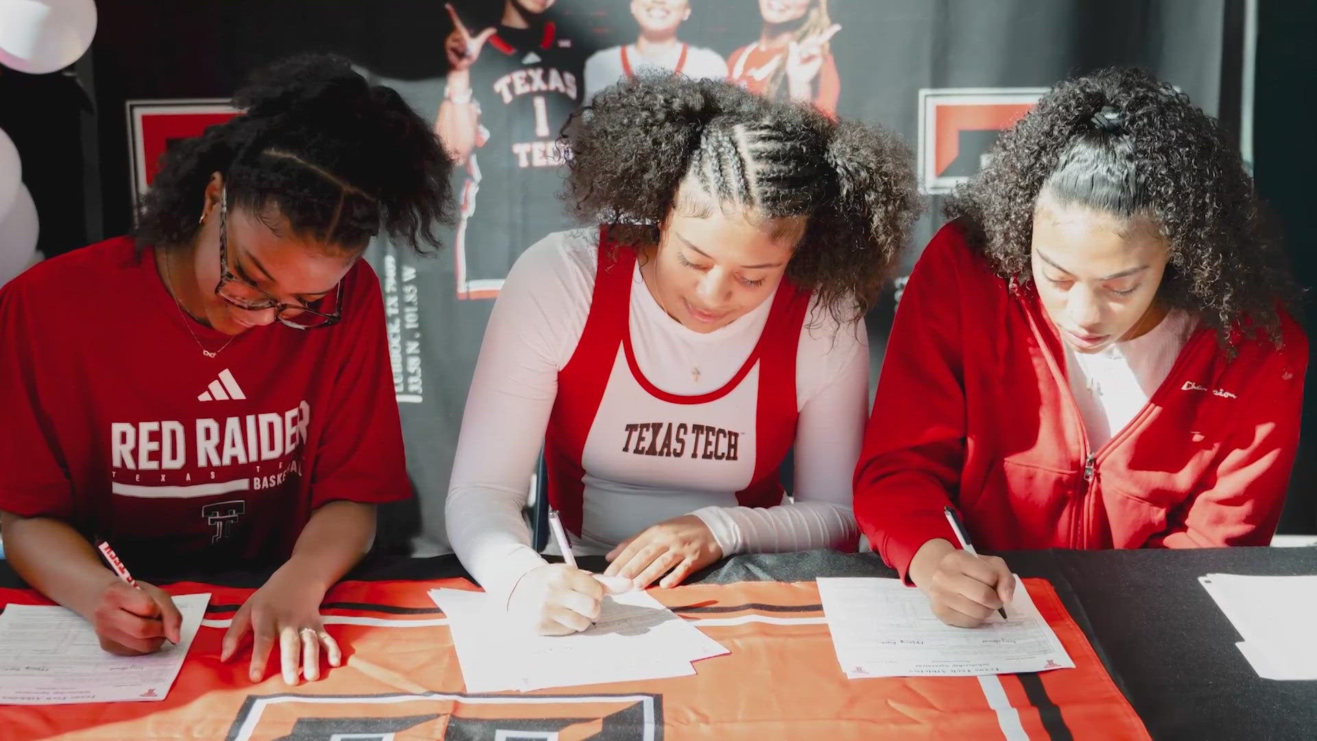 Dallas sisters make history, commit to play basketball together at ...
