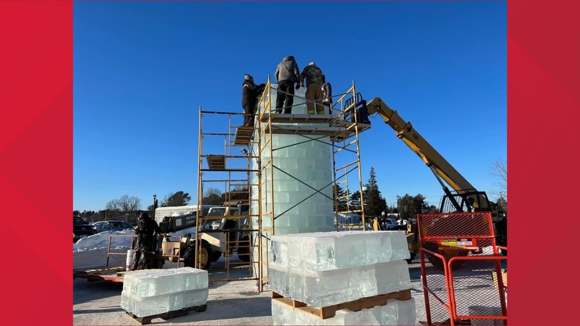 A massive ice castle in Wisconsin like you've never seen before ...