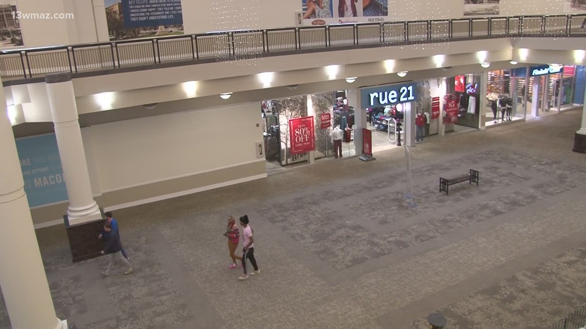 Here's what it's like at the Macon Mall during the holidays | 13wmaz.com