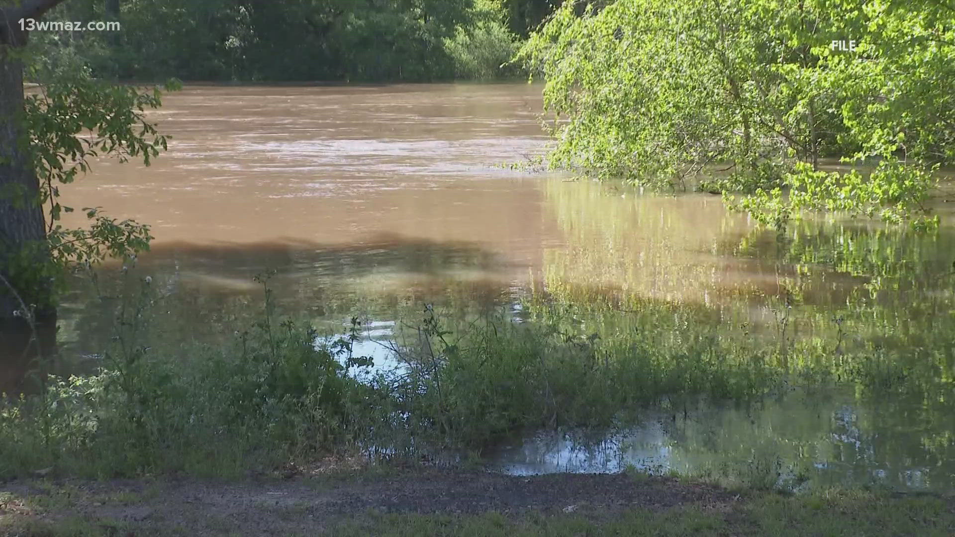 Two women face charges after swimming in Oconee | 13wmaz.com