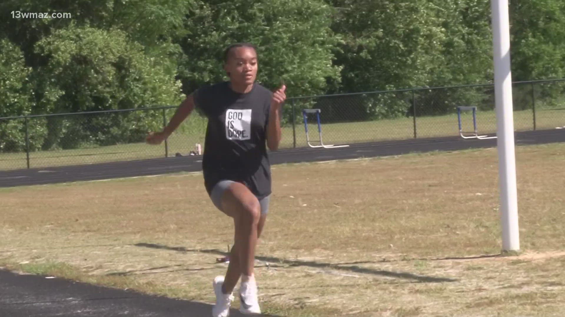 Athlete of the Week: Veterans High School's Jailah Lee | 13wmaz.com