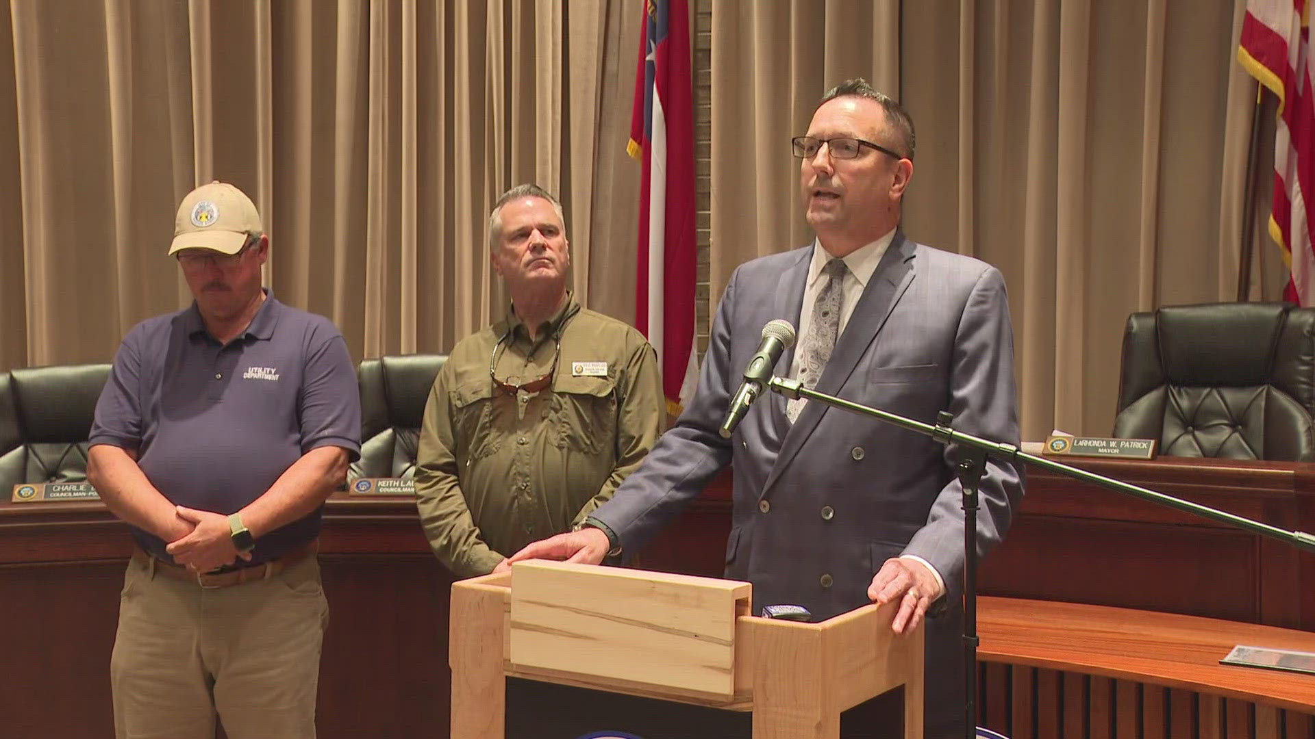 Warner Robins officials update on water main break, sinkhole repairs ...