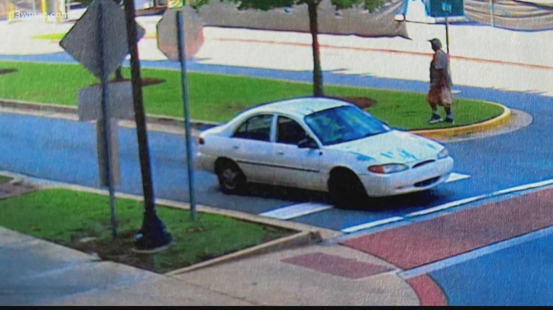 Bibb juvenile in critical but stable condition as deputies look for 3 ...