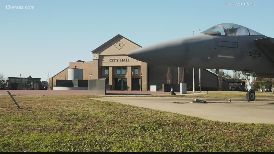 Warner Robins remains understaffed, some people say it's impacting city ...