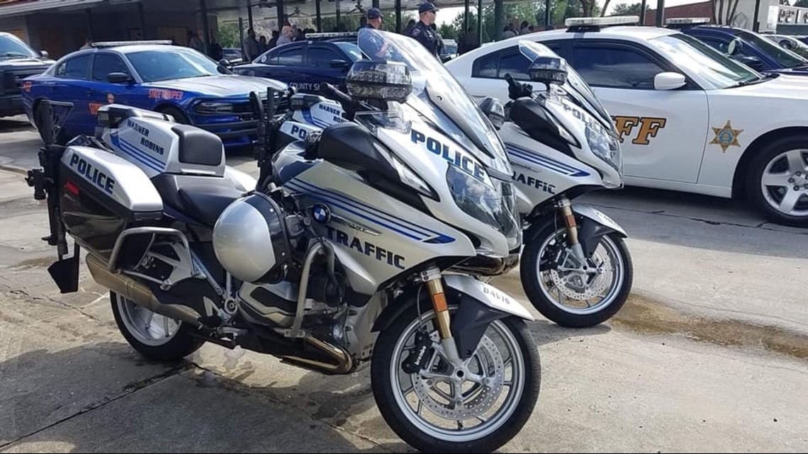 Bibb County Sheriff's Office honors deputy killed in car wreck | 13wmaz.com