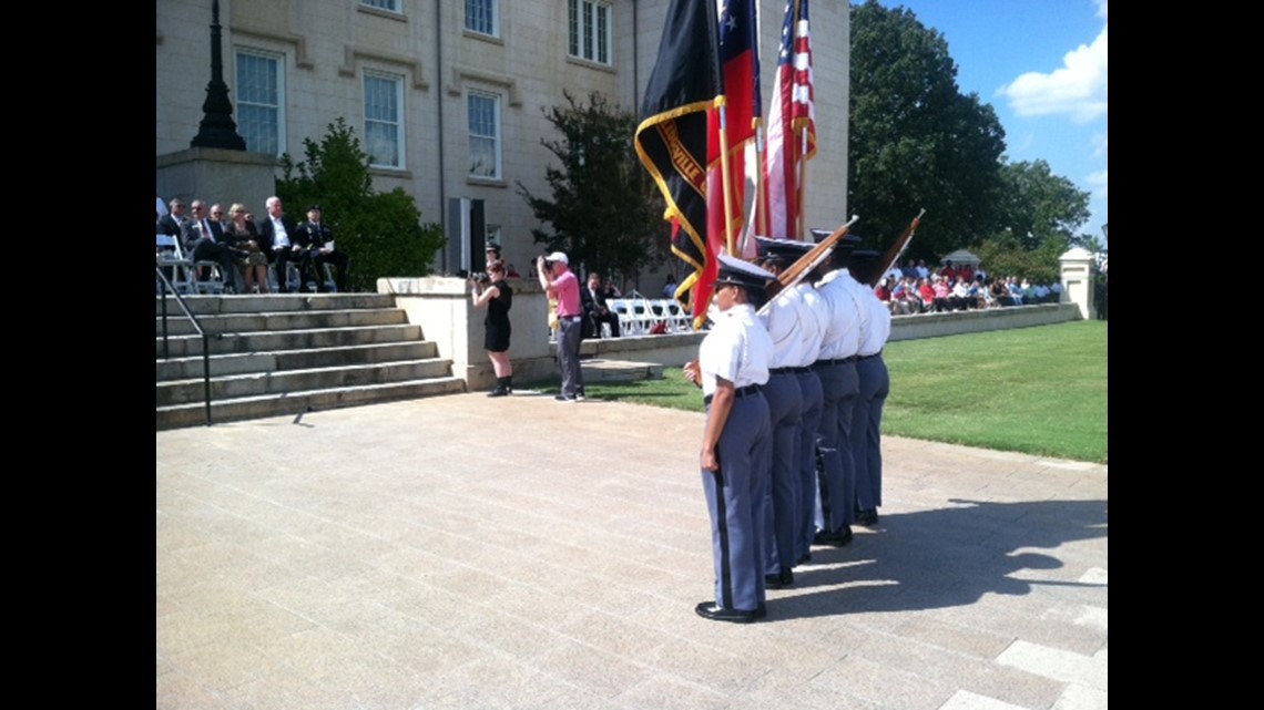 GMC holds retirement ceremony for General Rauhut | 13wmaz.com