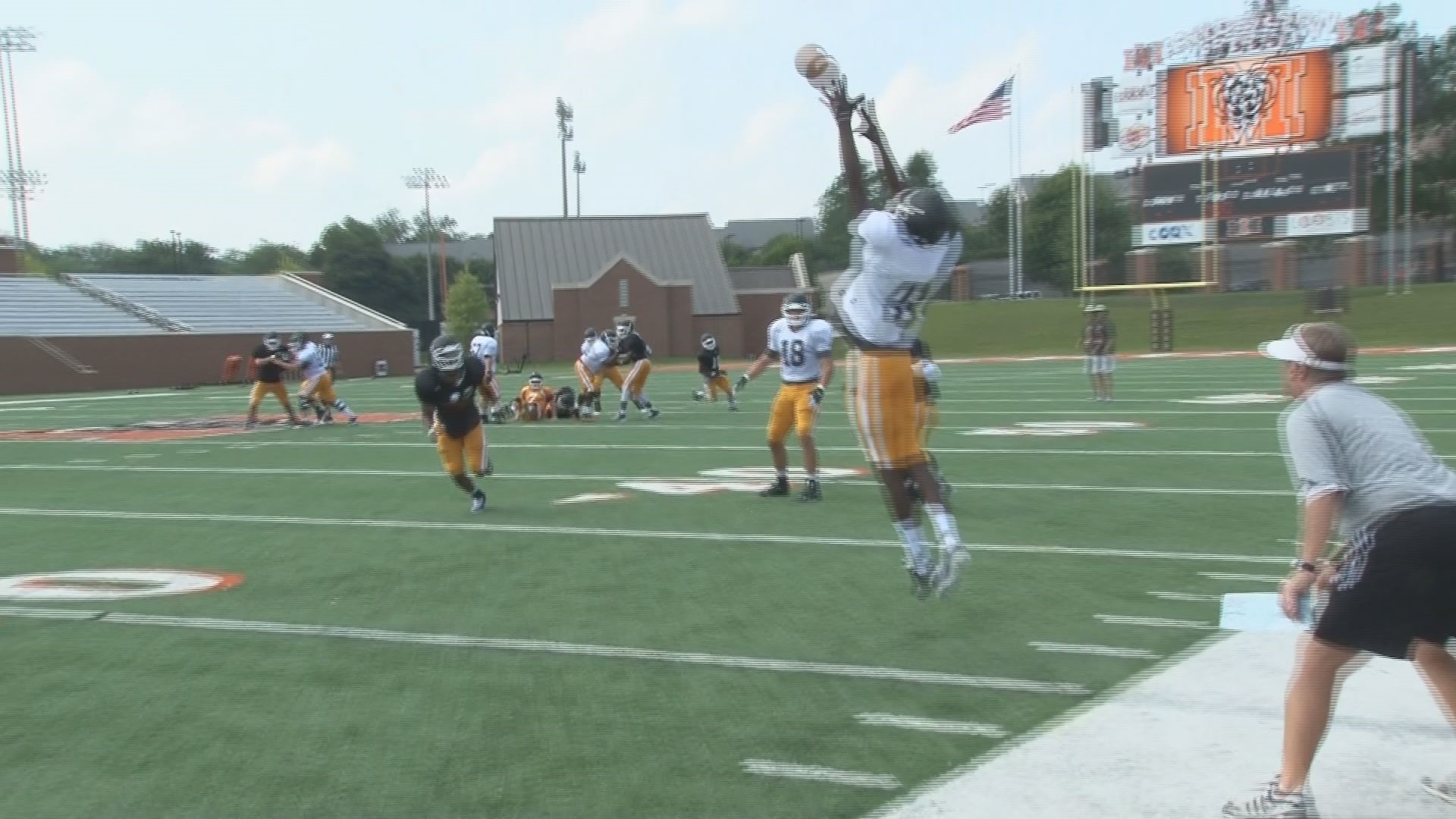 Mercer Football Wraps Up First Preseason Scrimmage | 13wmaz.com