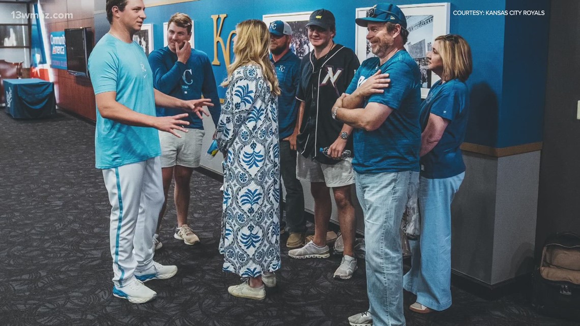 Central Georgia FPD, Mercer alum Austin Cox makes MLB debut | 13wmaz.com