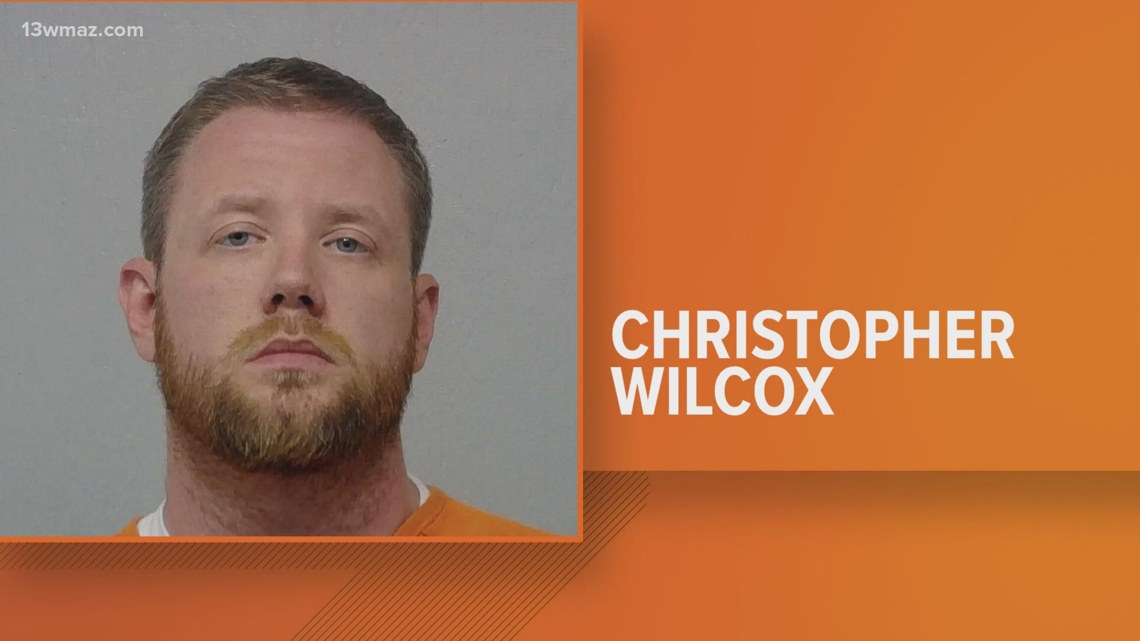 BSO: A Georgia code enforcement officer pulled a woman over. He's ...