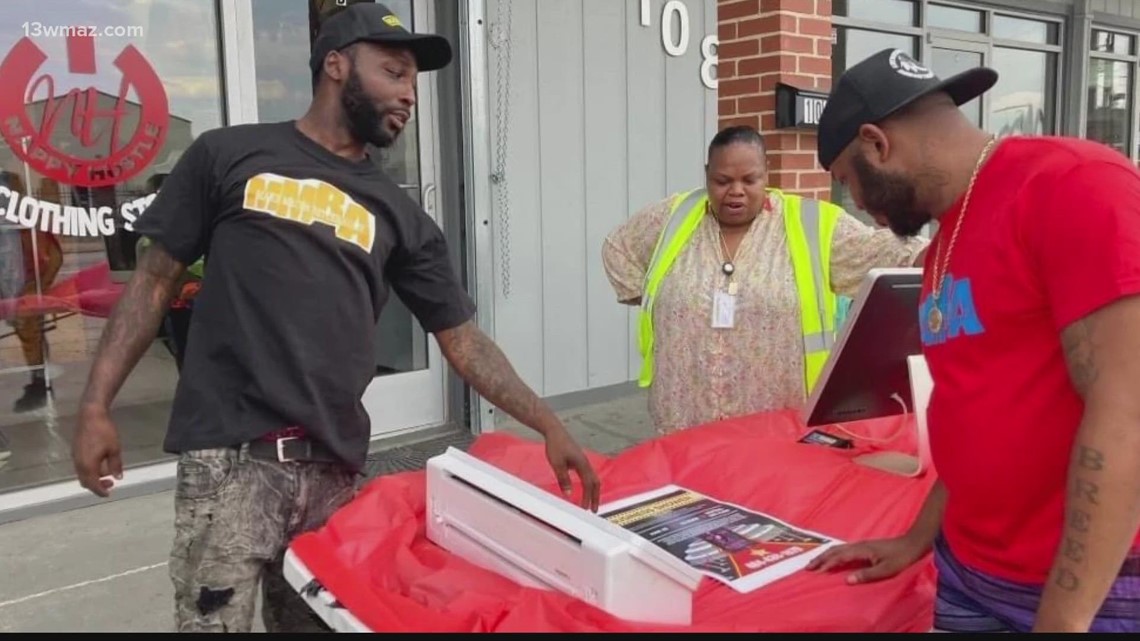 Macon woman hosts 'business showers' | 13wmaz.com