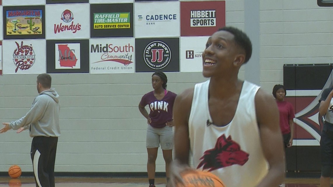 Prep Talk: Howard Huskies' Collin Tarver | 13wmaz.com