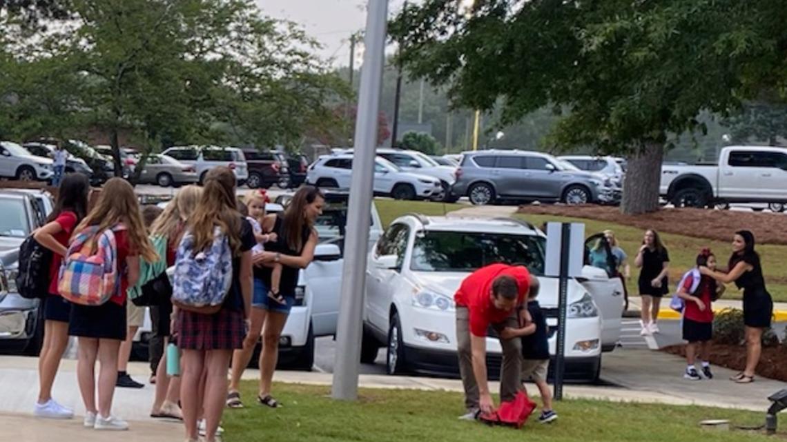First Presbyterian Day School students return for 1st day | 13wmaz.com