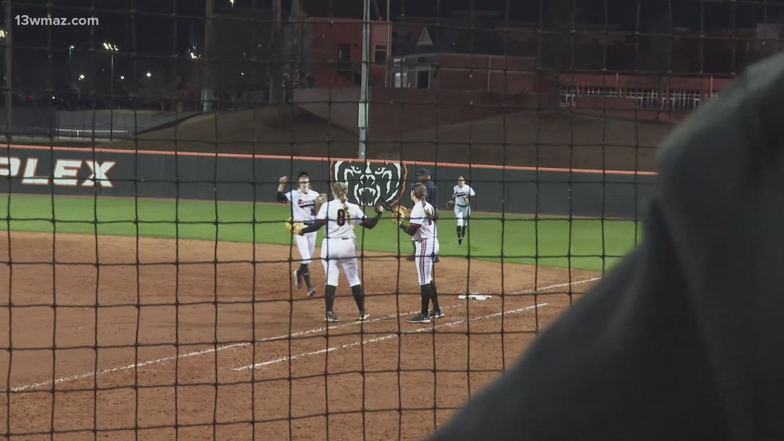 Mercer Bears fall against St. Joseph's in softball home opener | 13wmaz.com