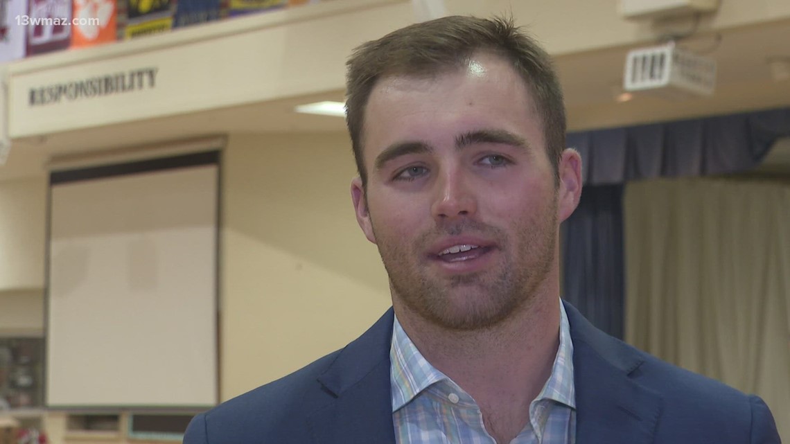 Washington Commander's Jake Fromm helps raise money for Scouts of ...