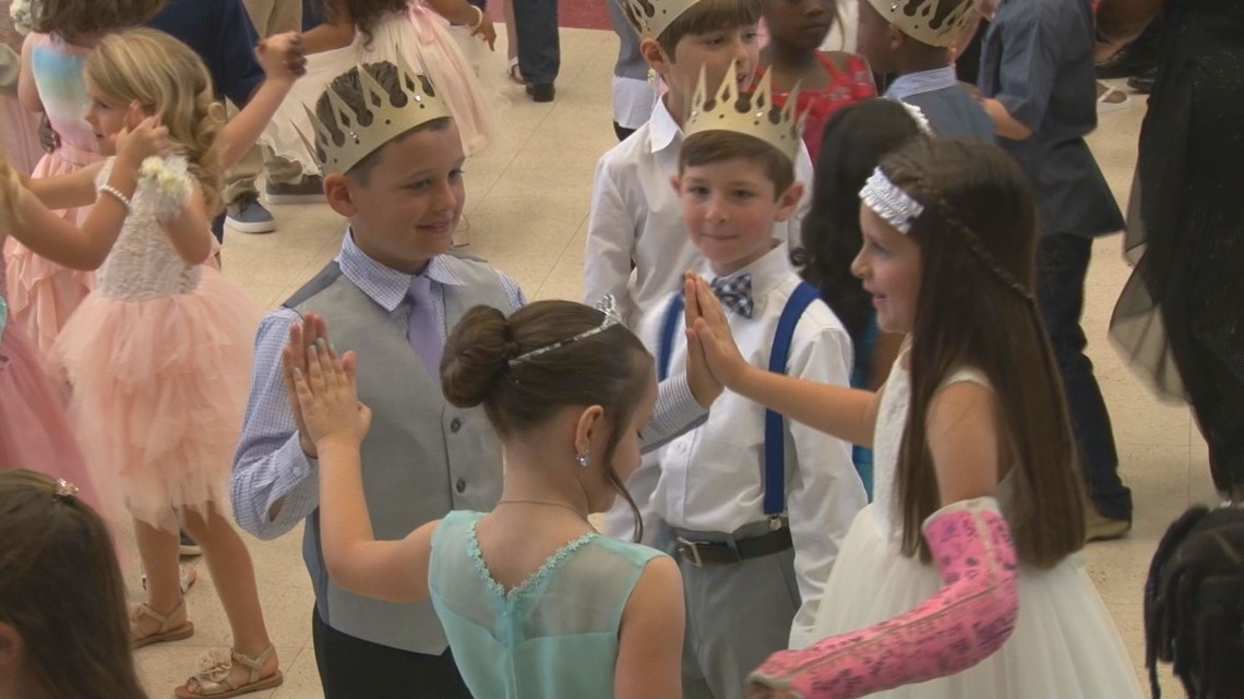 Matt Arthur Elementary hosts annual Cinderella Ball that turns fairy ...
