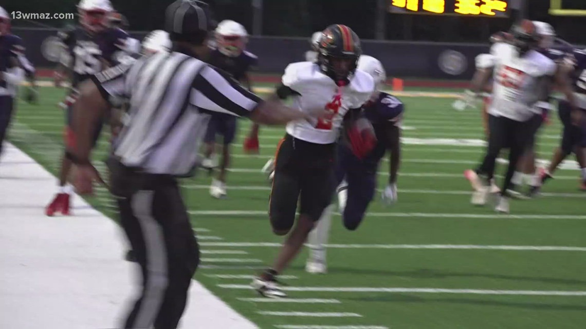 Fight ends Northeast vs Southwest Football Game in 3rd quarter ...