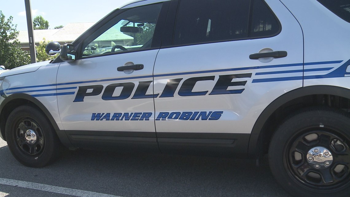 Warner Robins police answer questions about hands-free driving | 13wmaz.com