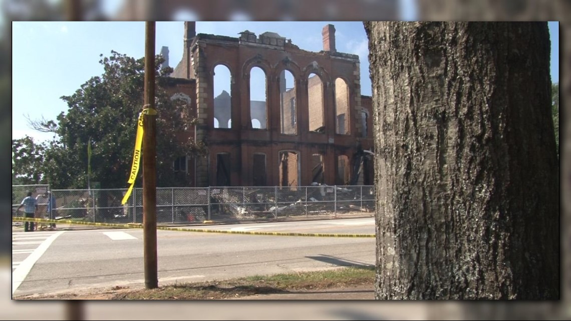 A SOMBER MEMORY | Fire destroys historic Hancock County courthouse ...