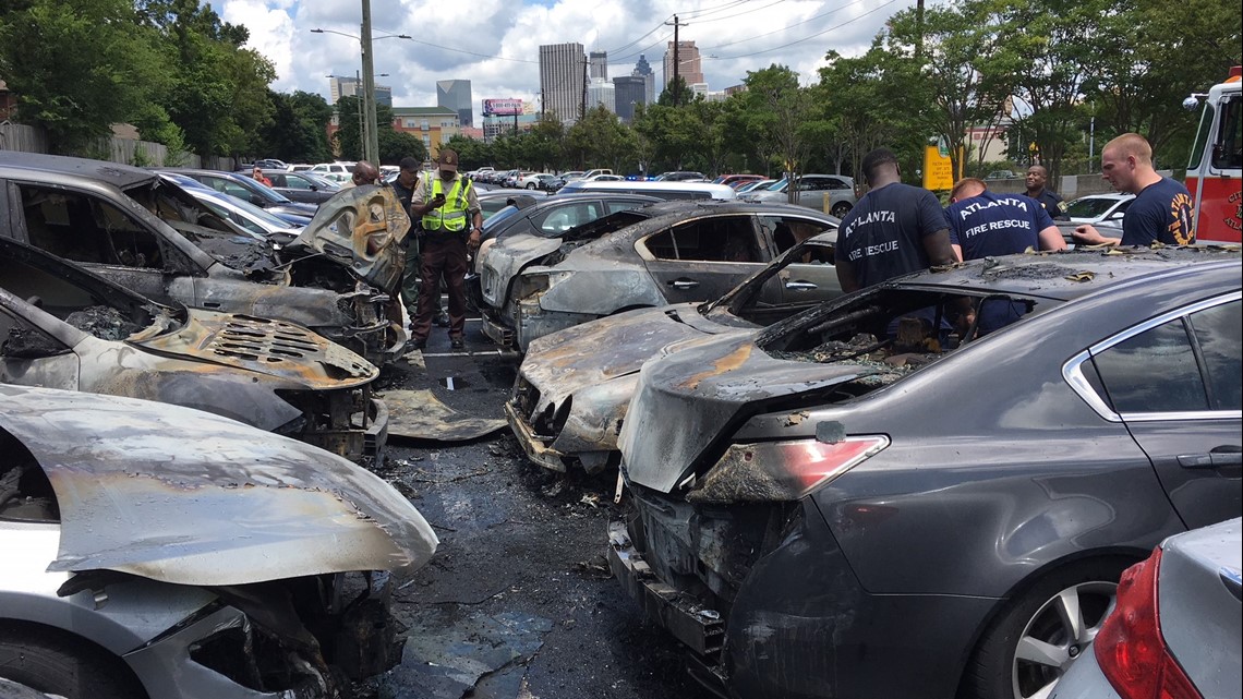 Several cars torched in downtown Atlanta parking lot | Cause unknown ...