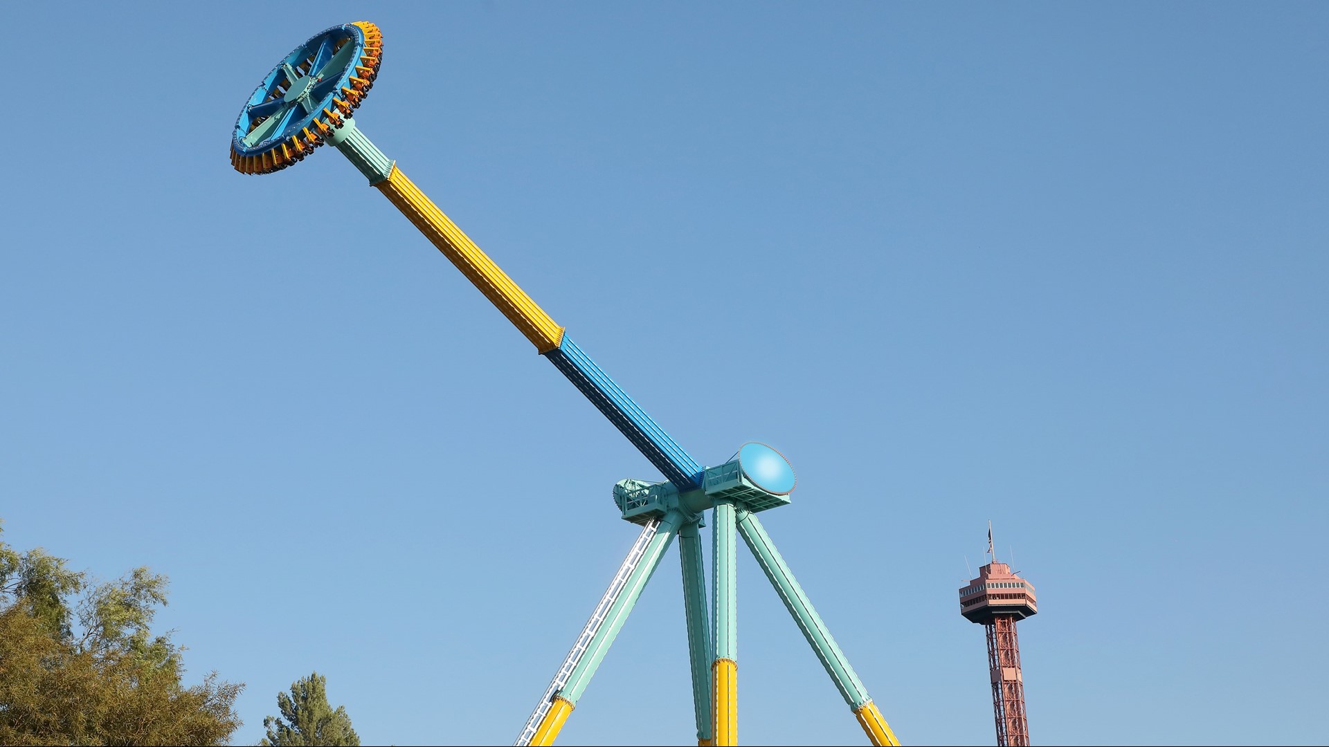 PHOTOS | Six Flags Over Georgia's Pandemonium ride | 13wmaz.com