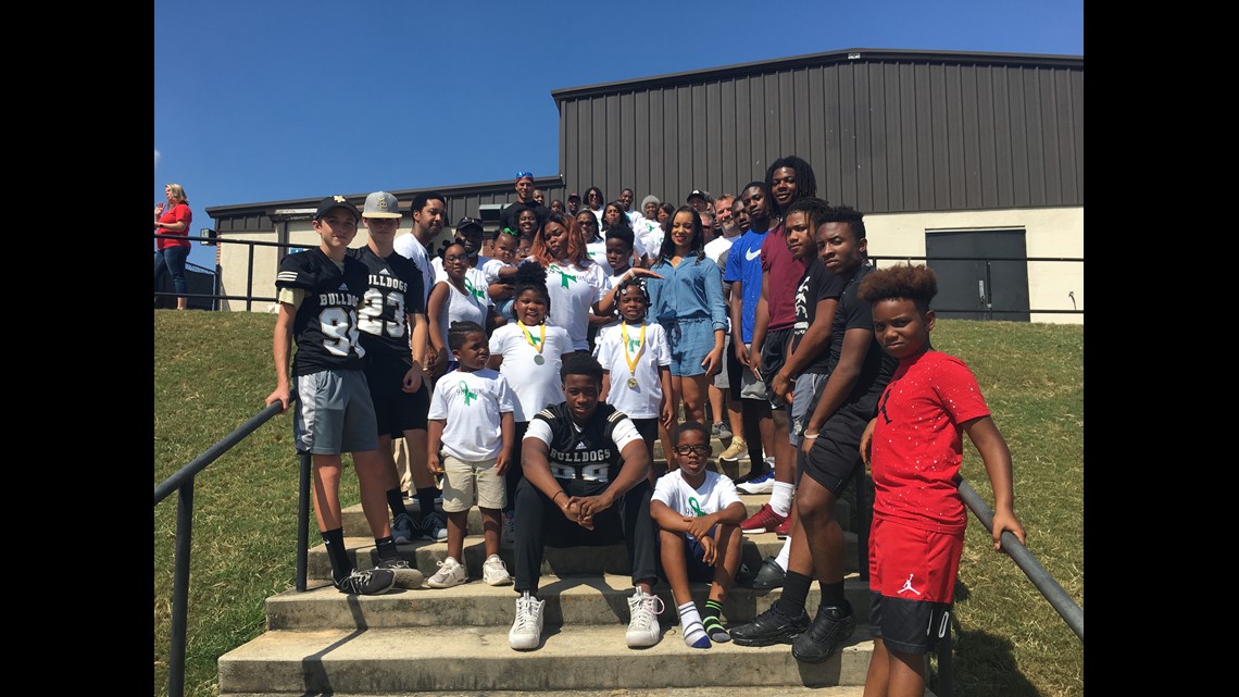 'A.J. Strong:' Mary Persons High School athlete in need of kidney ...