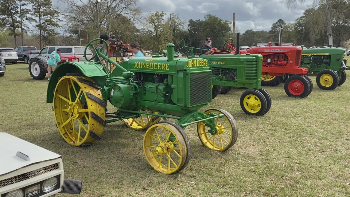 Gordon Fall Fest and Tractor Show | 13wmaz.com