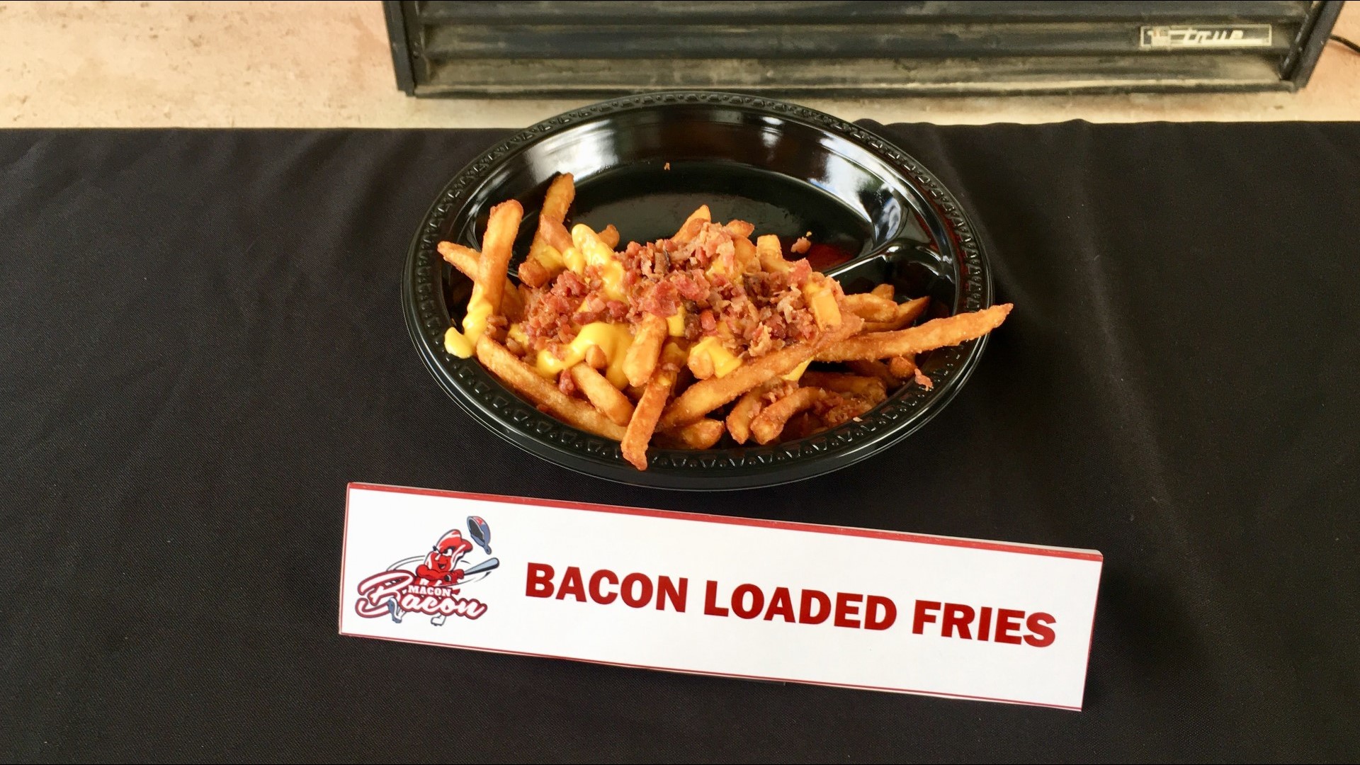 TASTE TEST: Six bacon-themed items added to Macon Bacon menu | 13wmaz.com
