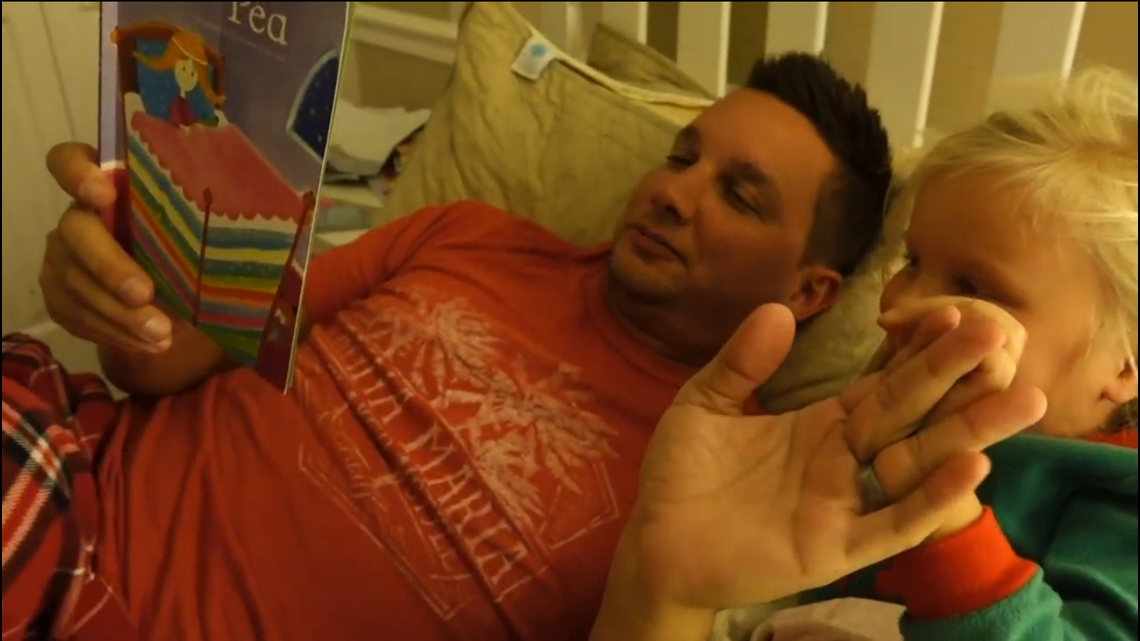 WATCH: Chief Meteorologist Ben Jones reads to his daughter | 13wmaz.com