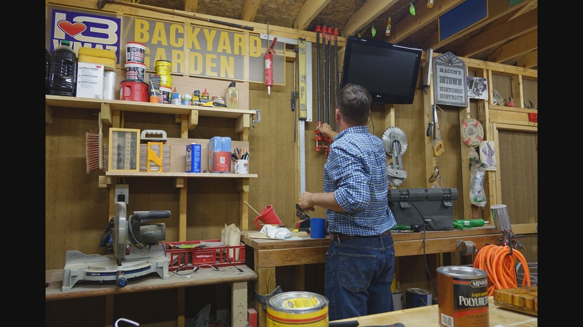 PHOTOS: Ben building the 13WMAZ studio | 13wmaz.com
