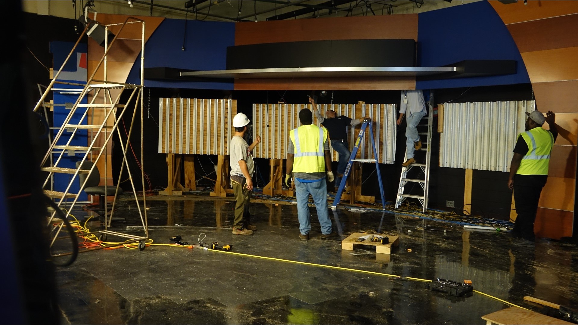 PHOTOS: Demolition of 13WMAZ news studio continues | 13wmaz.com