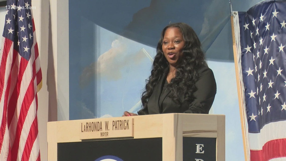 Warner Robins Mayor LaRhonda Patrick speaks on finances, new programs ...