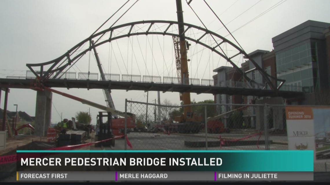 Mercer pedestrian bridge installed | 13wmaz.com