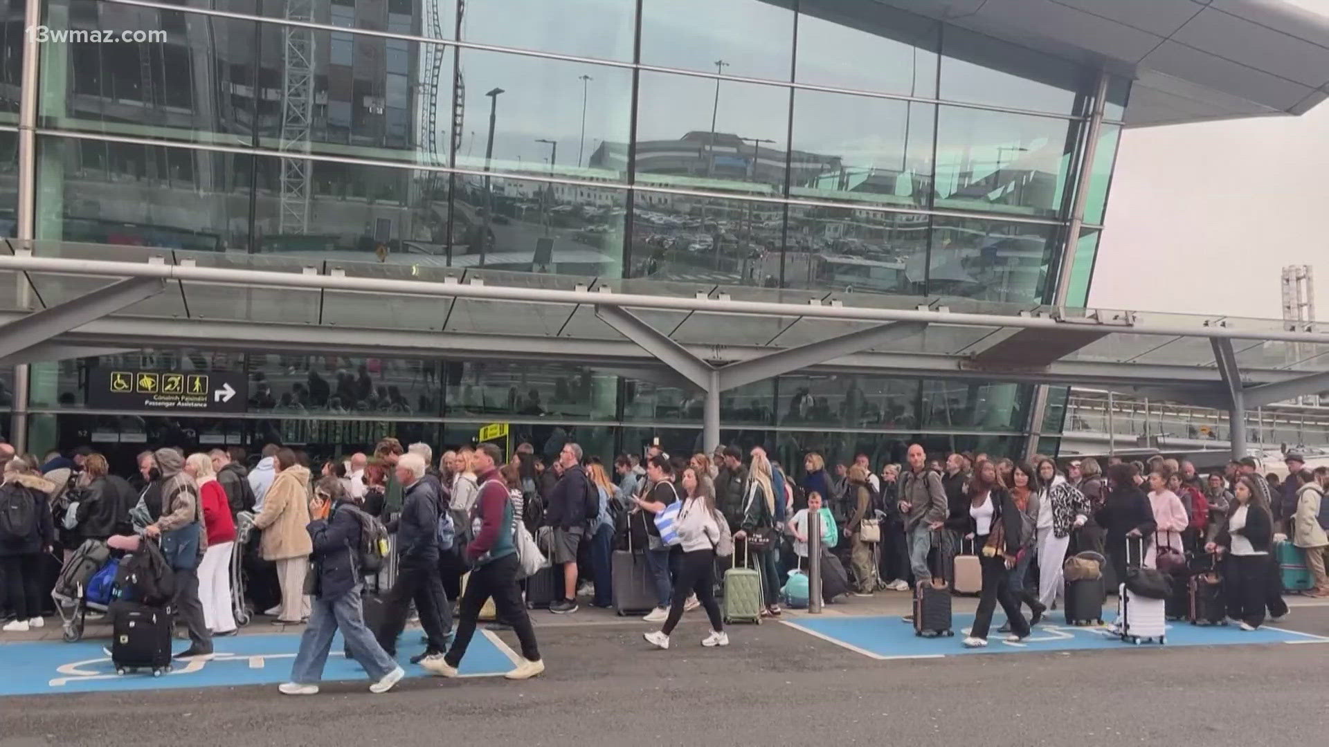 Cyber-attack results in delays at European airports | 13wmaz.com