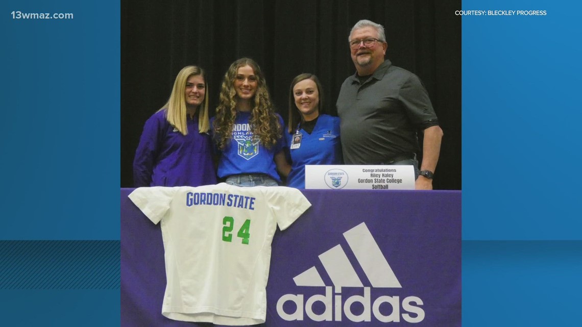 Bleckley County's Riley Haley softball standout signs to Gordon State ...