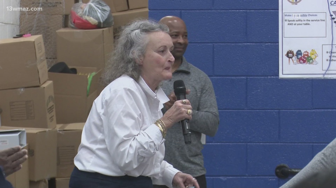 Macon mentor soon to bid farewell as executive director after serving ...