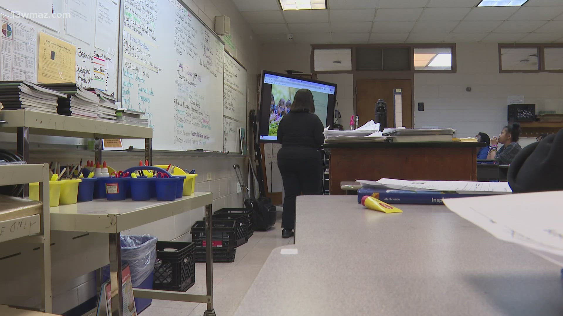 Why your phone may be in 'SOS' mode | 13wmaz.com