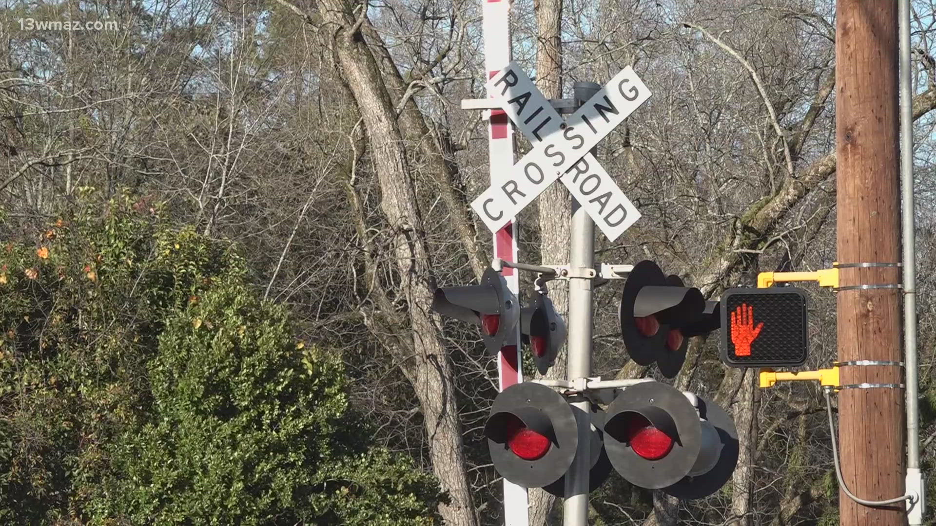 Macon-Bibb re-opens railroad crossing at intersection of Forsyth ...