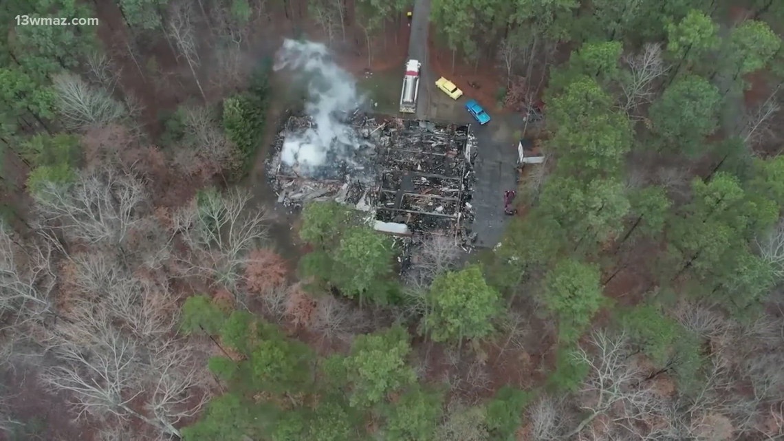 Denny Hamlin's father dead after fire in North Carolina, mom in serious ...