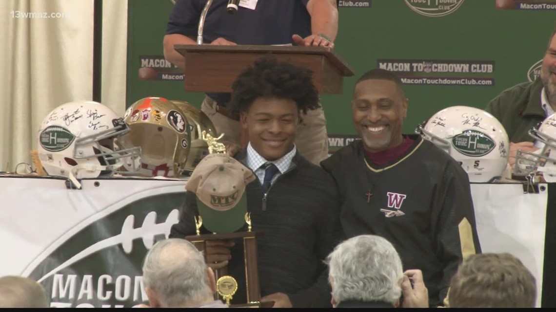 Macon Touchdown Club hands out honors in final week of season | 13wmaz.com