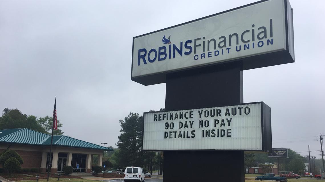 Robins Financial Credit Union explains account balance glitch | 13wmaz.com