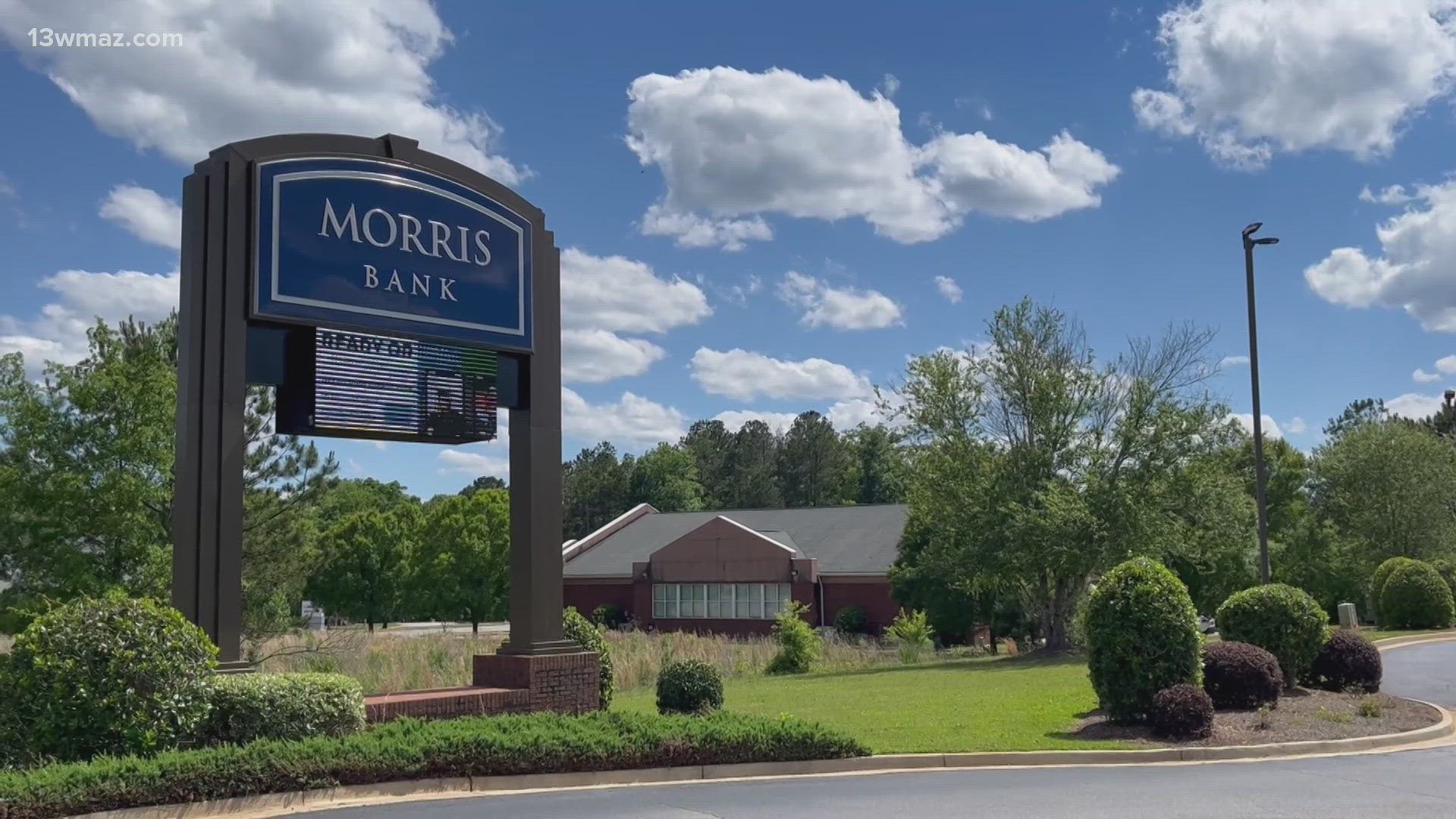 Georgia banker gets prison for $3M loan fraud scheme | 13wmaz.com