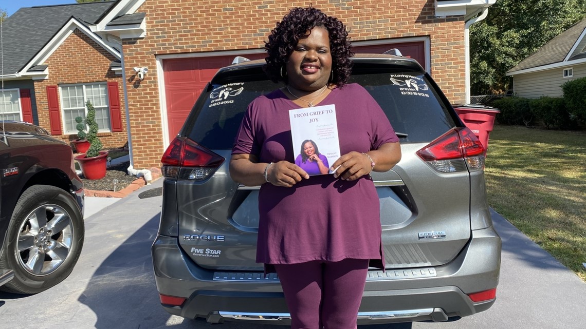 Georgia teacher writes book to help grieving moms | 13wmaz.com