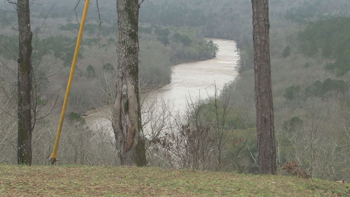 Upson County's Sprewell Bluff Park popular for hiking, fishing | 13wmaz.com