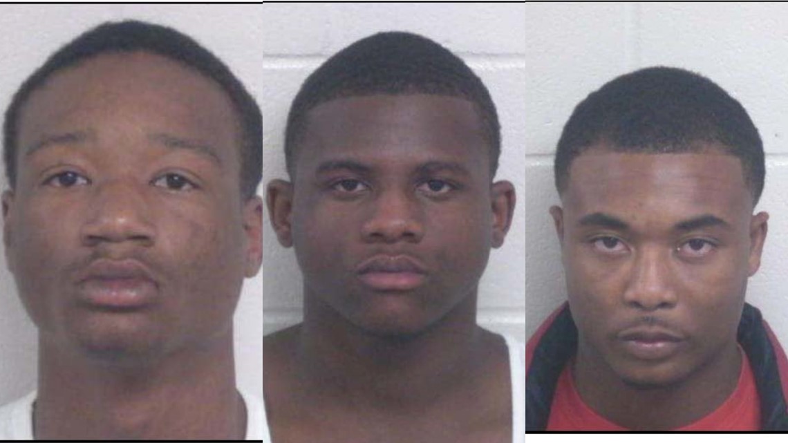 Georgia deputies looking for 3 men after homes hit by gunfire | 13wmaz.com